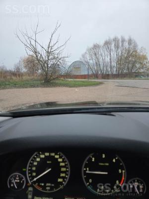 Black BMW 520 2014 in Jurmala, with an engine capacity of 2.00 L and mileage of 207 thousand km for 8100 €, photo 11 on AUTOMOTO.COM.LV