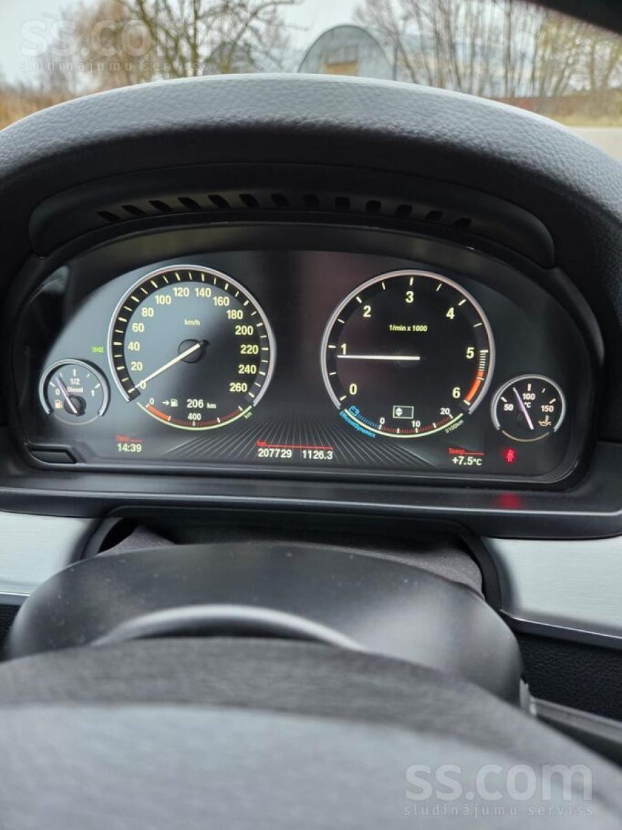 Black BMW 520 2014 in Jurmala, with an engine capacity of 2.00 L and mileage of 207 thousand km for 8100 €, photo 12 on AUTOMOTO.COM.LV