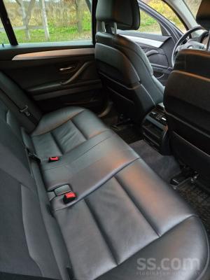 Black BMW 520 2014 in Jurmala, with an engine capacity of 2.00 L and mileage of 207 thousand km for 8100 €, photo 22 on AUTOMOTO.COM.LV