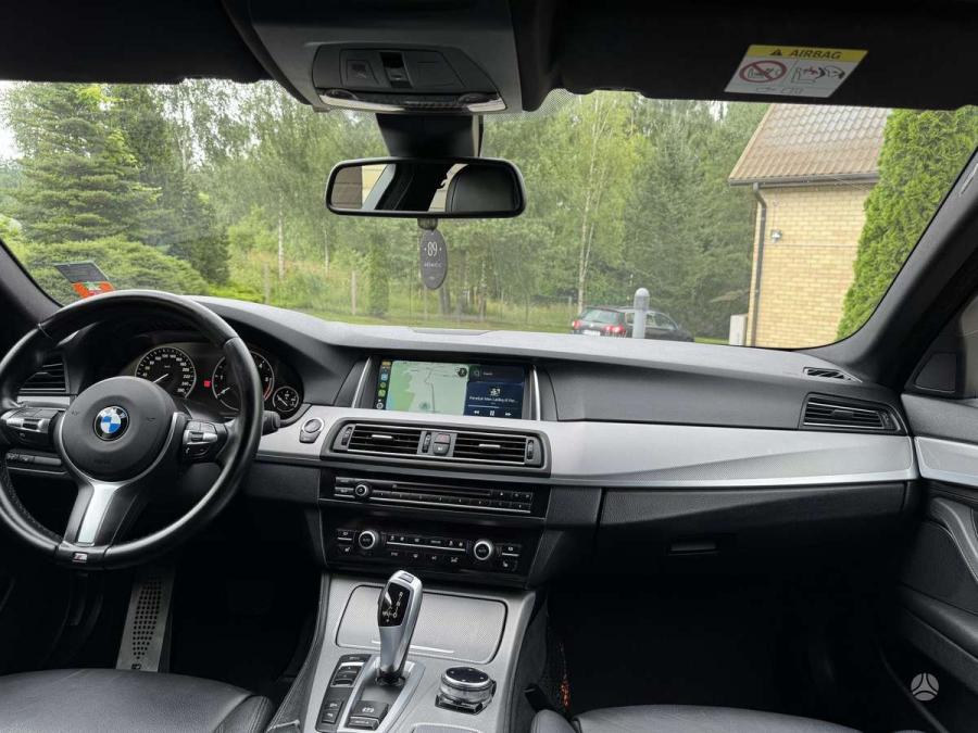 Melns BMW 520 2014 Trakai, ar dzinēja tilpumu 2.00 L un nobraukumu 269 tūkst. km par 12900 €, foto 13 vietnē AUTOMOTO.COM.LV