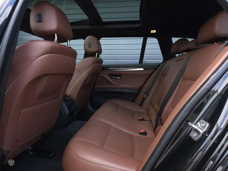 Melns BMW 520 2014 Kauņa, ar dzinēja tilpumu 2.00 L un nobraukumu 298 tūkst. km par 11250 €, foto 16 vietnē AUTOMOTO.COM.LV