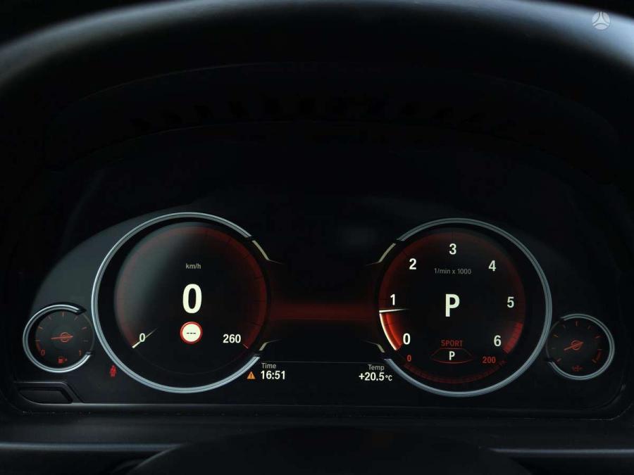 Melns BMW 520 2014 Kauņa, ar dzinēja tilpumu 2.00 L un nobraukumu 298 tūkst. km par 11250 €, foto 23 vietnē AUTOMOTO.COM.LV
