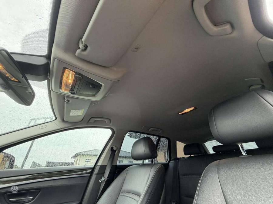 Melns BMW 520 2014 Klaipėda, ar dzinēja tilpumu 2.00 L un nobraukumu 215 tūkst. km par 12000 €, foto 14 vietnē AUTOMOTO.COM.LV