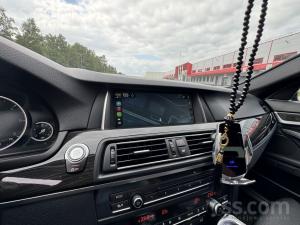 Black BMW 520 2014 in Riga, with an engine capacity of 2.00 L and mileage of 290 thousand km for 12800 €, photo 13 on AUTOMOTO.COM.LV