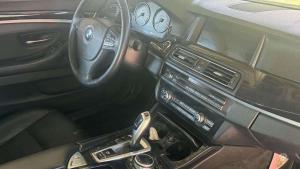 Black BMW 520 2014 in Kaunas, with an engine capacity of 2.00 L and mileage of 360 thousand km for 4600 €, photo 9 on AUTOMOTO.COM.LV