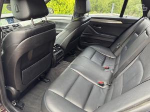 Black BMW 520 2014 in Trakai, with an engine capacity of 2.00 L and mileage of 269 thousand km for 11150 €, photo 20 on AUTOMOTO.COM.LV