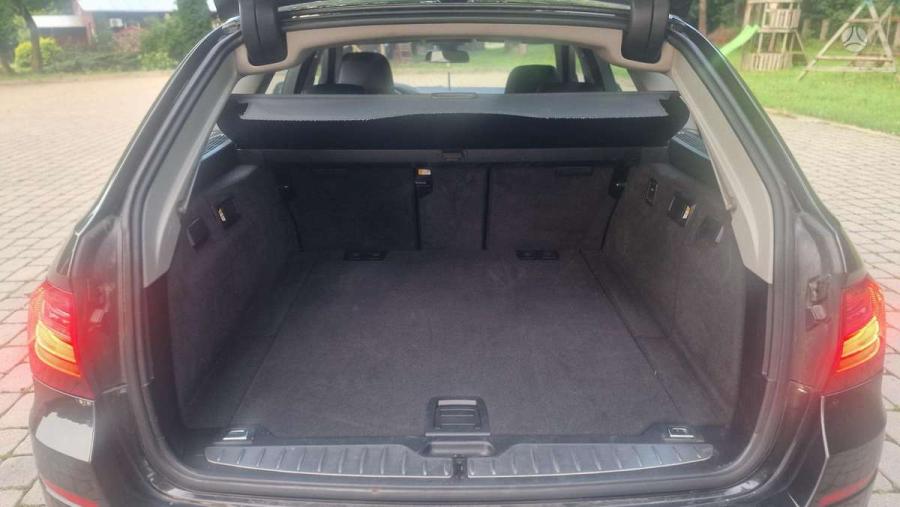 Black BMW 520 2014 in Vilnius, with an engine capacity of 2.00 L and mileage of 360 thousand km for 9200 €, photo 17 on AUTOMOTO.COM.LV