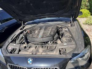 Black BMW 520 2014 in Kaunas, with an engine capacity of 2.00 L and mileage of 350 thousand km for 4450 €, photo 8 on AUTOMOTO.COM.LV