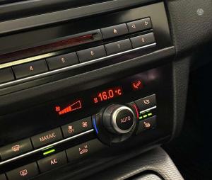 Black BMW 520 2014 in Marijampole, with an engine capacity of 2.00 L and mileage of 267 thousand km for 11500 €, photo 5 on AUTOMOTO.COM.LV