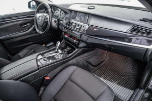 Черный БМВ 520 2014 в Каунас, объемом двигателя 2.00 л и пробегом 208 тыс. км за 9990 €, фото 12 на AUTOMOTO.COM.LV