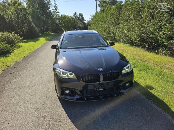 Black BMW 520 2014 in Panevezys, with an engine capacity of 2.00 L and mileage of 237 thousand km for 8600 €, photo 4 on AUTOMOTO.COM.LV