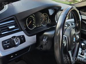 Melns BMW 520 2014 Jēkabpils, ar dzinēja tilpumu 2.00 L un nobraukumu 300 tūkst. km par 11790 €, foto 11 vietnē AUTOMOTO.COM.LV