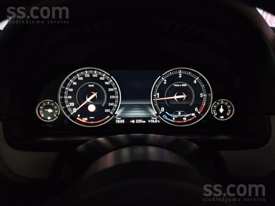 Melns BMW 520 2014 Jēkabpils, ar dzinēja tilpumu 2.00 L un nobraukumu 300 tūkst. km par 11790 €, foto 33 vietnē AUTOMOTO.COM.LV