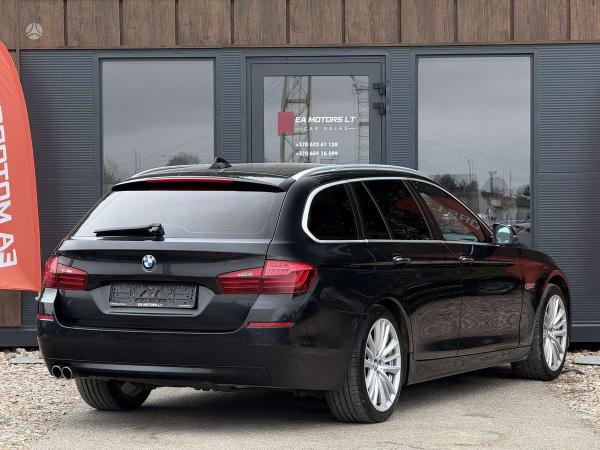 Black BMW 520 2014 in Vilnius, with an engine capacity of 2.00 L and mileage of 368 thousand km for 8300 €, photo 6 on AUTOMOTO.COM.LV