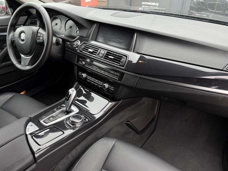 Black BMW 520 2014 in Vilnius, with an engine capacity of 2.00 L and mileage of 368 thousand km for 8300 €, photo 17 on AUTOMOTO.COM.LV