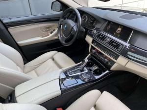 Melns BMW 520 2014 Marijampole, ar dzinēja tilpumu 2.00 L un nobraukumu 248 tūkst. km par 9950 €, foto 37 vietnē AUTOMOTO.COM.LV