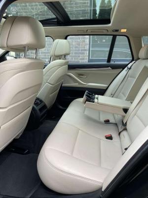 Melns BMW 520 2014 Marijampole, ar dzinēja tilpumu 2.00 L un nobraukumu 248 tūkst. km par 9950 €, foto 41 vietnē AUTOMOTO.COM.LV