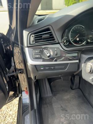 Black BMW 520 2014 in Riga, with an engine capacity of 2.00 L and mileage of 292 thousand km for 13700 €, photo 9 on AUTOMOTO.COM.LV
