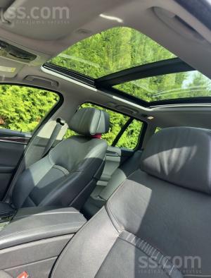Black BMW 520 2014 in Riga, with an engine capacity of 2.00 L and mileage of 292 thousand km for 13700 €, photo 15 on AUTOMOTO.COM.LV