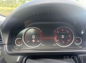 Black BMW 520 2014 in Riga, with an engine capacity of 2.00 L and mileage of 292 thousand km for 13700 €, photo 17 on AUTOMOTO.COM.LV