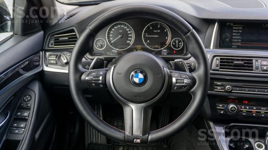 Black BMW 520 2014 in Riga, with an engine capacity of 2.00 L and mileage of 280 thousand km for 10190 €, photo 14 on AUTOMOTO.COM.LV