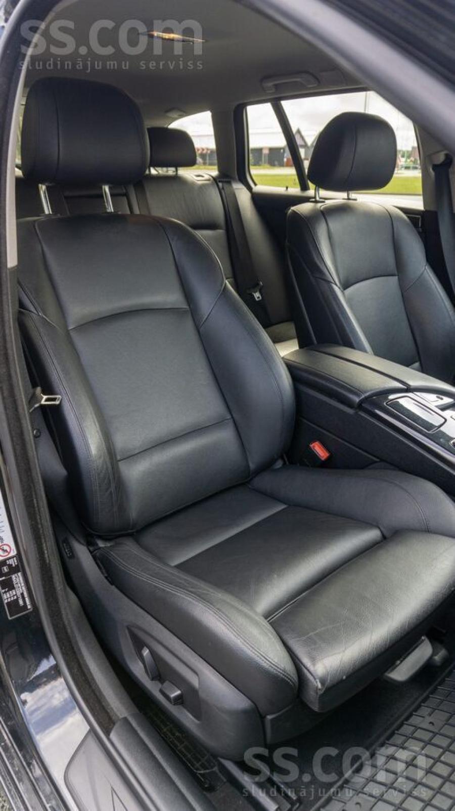 Black BMW 520 2014 in Riga, with an engine capacity of 2.00 L and mileage of 280 thousand km for 10190 €, photo 30 on AUTOMOTO.COM.LV