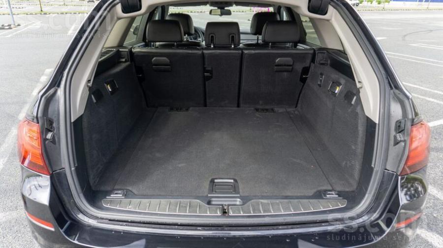 Black BMW 520 2014 in Riga, with an engine capacity of 2.00 L and mileage of 280 thousand km for 10190 €, photo 32 on AUTOMOTO.COM.LV