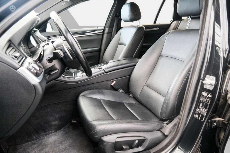 Melns BMW 520 2014 Kauņa, ar dzinēja tilpumu 2.00 L un nobraukumu 352 tūkst. km par 9990 €, foto 6 vietnē AUTOMOTO.COM.LV