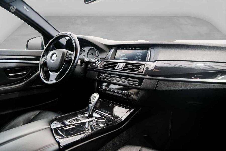 Melns BMW 520 2014 Kauņa, ar dzinēja tilpumu 2.00 L un nobraukumu 352 tūkst. km par 9990 €, foto 8 vietnē AUTOMOTO.COM.LV