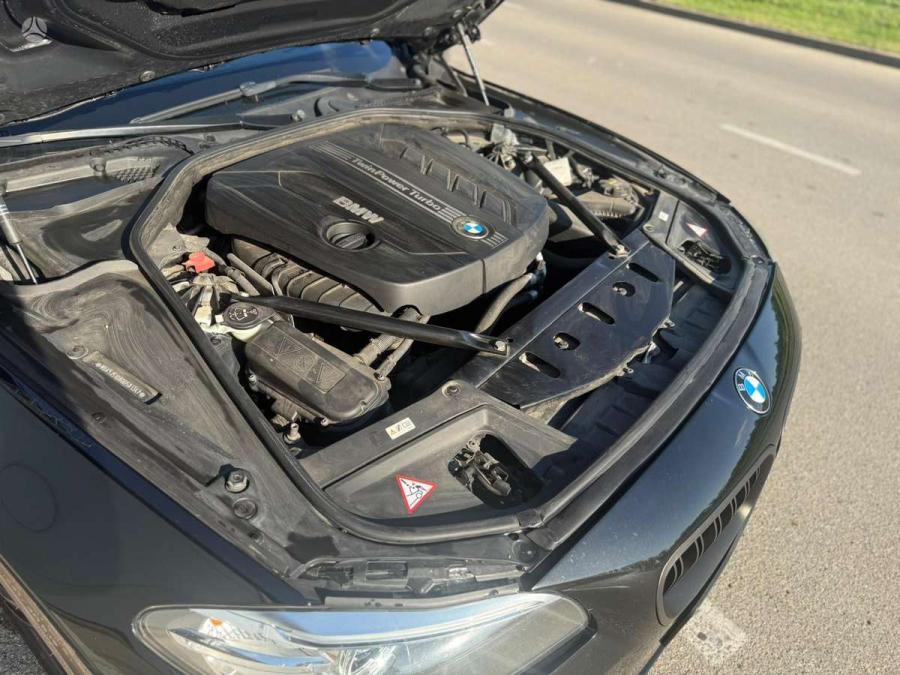 Melns BMW 520 2014 Panevēža, ar dzinēja tilpumu 2.00 L un nobraukumu 338 tūkst. km par 11700 €, foto 14 vietnē AUTOMOTO.COM.LV