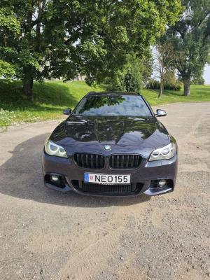 Black BMW 520 2014 in Kaunas, with an engine capacity of 2.00 L and mileage of 239 thousand km for 10700 €, photo 8 on AUTOMOTO.COM.LV