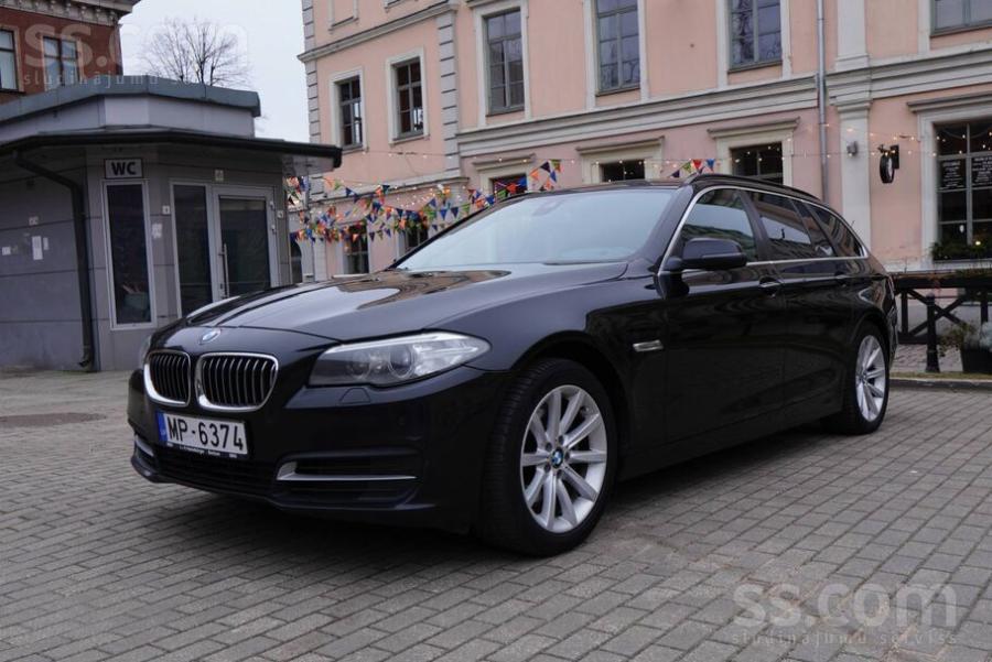 Black BMW 520 2015 in Riga, with an engine capacity of 2.00 L and mileage of 285 thousand km for 10500 €, photo 8 on AUTOMOTO.COM.LV