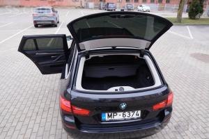 Black BMW 520 2015 in Riga, with an engine capacity of 2.00 L and mileage of 285 thousand km for 10500 €, photo 13 on AUTOMOTO.COM.LV