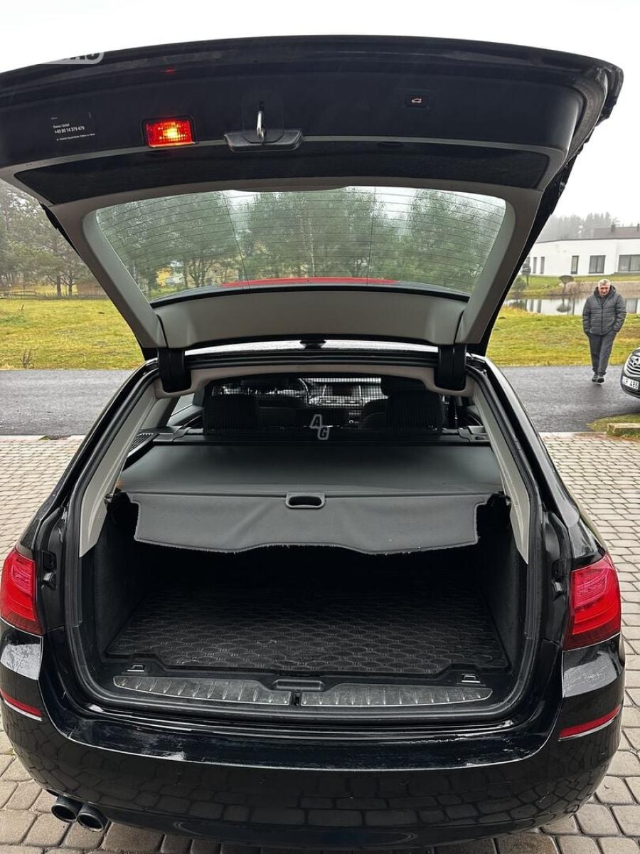 Black BMW 520 2015 in Kaunas, with an engine capacity of 2.00 L and mileage of 301 thousand km for 7300 €, photo 13 on AUTOMOTO.COM.LV
