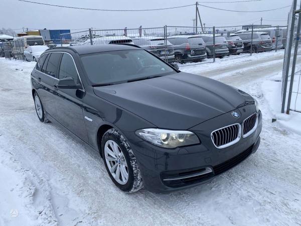 Black BMW 520 2015 in Kaunas, with an engine capacity of 2.00 L and mileage of 240 thousand km for 9750 €, photo 2 on AUTOMOTO.COM.LV
