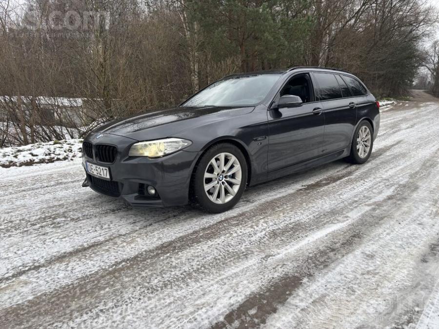 Black BMW 520 2015 in Valmiera, with an engine capacity of 2.00 L and mileage of 338 thousand km for 12000 €, photo 8 on AUTOMOTO.COM.LV