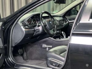 Melns BMW 520 2015 Marijampole, ar dzinēja tilpumu 2.00 L un nobraukumu 270 tūkst. km par 9250 €, foto 19 vietnē AUTOMOTO.COM.LV