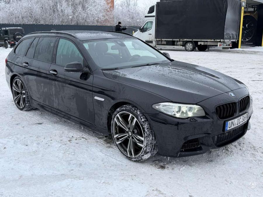 Melns BMW 520 2015 Kauņa, ar dzinēja tilpumu 2.00 L un nobraukumu 366 tūkst. km par 9000 €, foto 3 vietnē AUTOMOTO.COM.LV