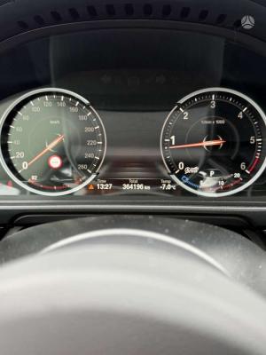 Melns BMW 520 2015 Kauņa, ar dzinēja tilpumu 2.00 L un nobraukumu 366 tūkst. km par 9000 €, foto 6 vietnē AUTOMOTO.COM.LV