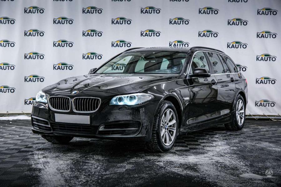 Black BMW 520 2015 in Kaunas, with an engine capacity of 2.00 L and mileage of 303 thousand km for 10990 €, photo 1 on AUTOMOTO.COM.LV