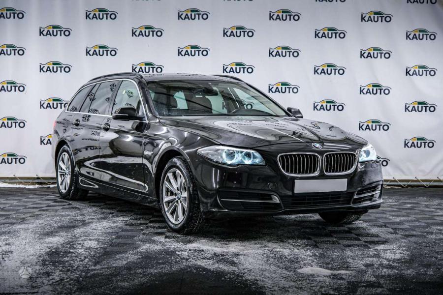 Black BMW 520 2015 in Kaunas, with an engine capacity of 2.00 L and mileage of 303 thousand km for 10990 €, photo 2 on AUTOMOTO.COM.LV