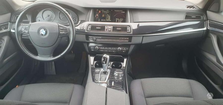 Melns BMW 520 2015 Viļņa, ar dzinēja tilpumu 2.00 L un nobraukumu 300 tūkst. km par 9100 €, foto 8 vietnē AUTOMOTO.COM.LV