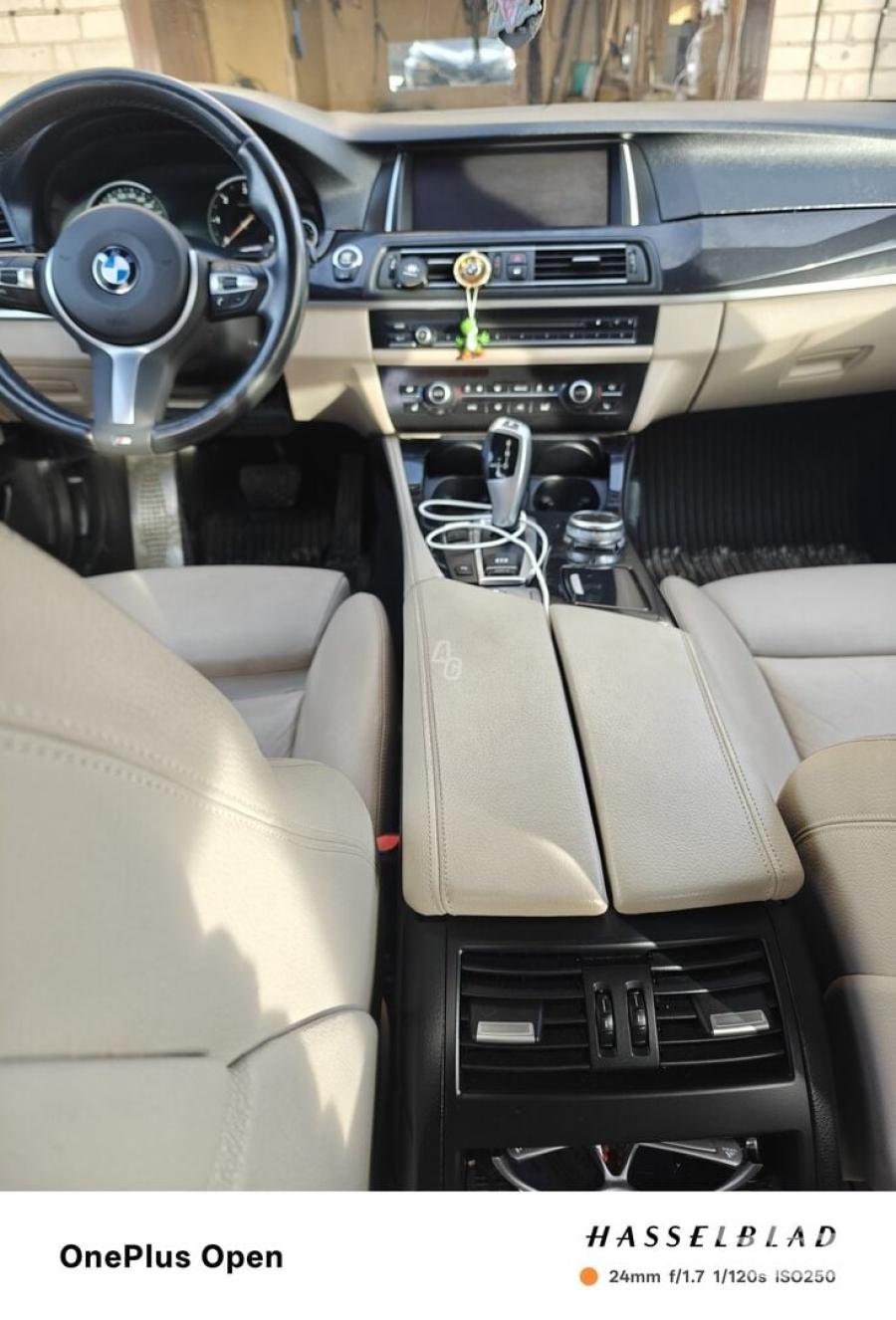 Melns BMW 520 2015 Jurbarkas, ar dzinēja tilpumu 2.00 L un nobraukumu 296 tūkst. km par 13000 €, foto 14 vietnē AUTOMOTO.COM.LV
