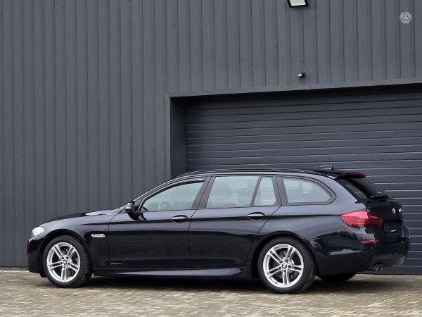 Melns BMW 520 2015 Kauņa, ar dzinēja tilpumu 2.00 L un nobraukumu 300 tūkst. km par 11990 €, foto 3 vietnē AUTOMOTO.COM.LV