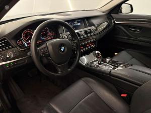 Black BMW 520 2015 in Marijampole, with an engine capacity of 2.00 L and mileage of 270 thousand km for 11750 €, photo 2 on AUTOMOTO.COM.LV