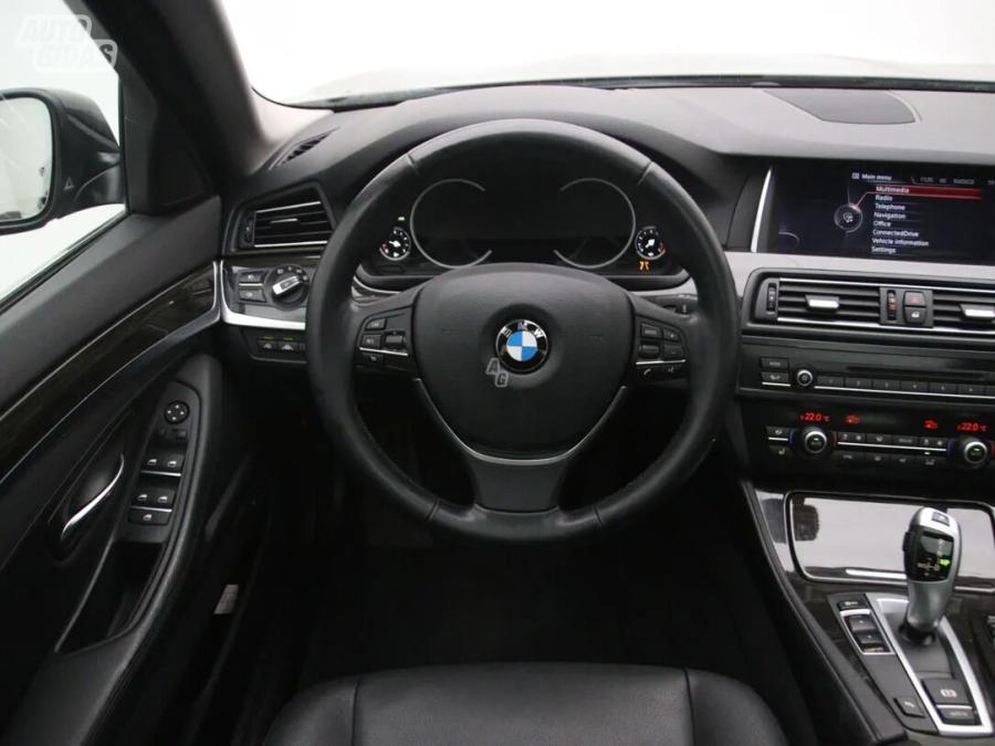Melns BMW 520 2015 Viļņa, ar dzinēja tilpumu 2.00 L un nobraukumu 219 tūkst. km par 12899 €, foto 17 vietnē AUTOMOTO.COM.LV