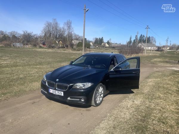Melns BMW 520 2015 Panevēža, ar dzinēja tilpumu 2.00 L un nobraukumu 235 tūkst. km par 10900 €, foto 4 vietnē AUTOMOTO.COM.LV