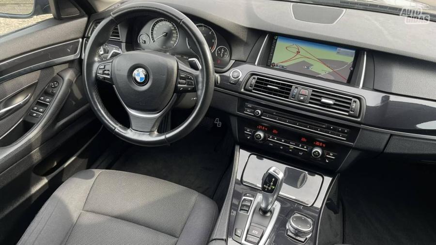 Melns BMW 520 2015 Marijampole, ar dzinēja tilpumu 2.00 L un nobraukumu 254 tūkst. km par 9500 €, foto 33 vietnē AUTOMOTO.COM.LV
