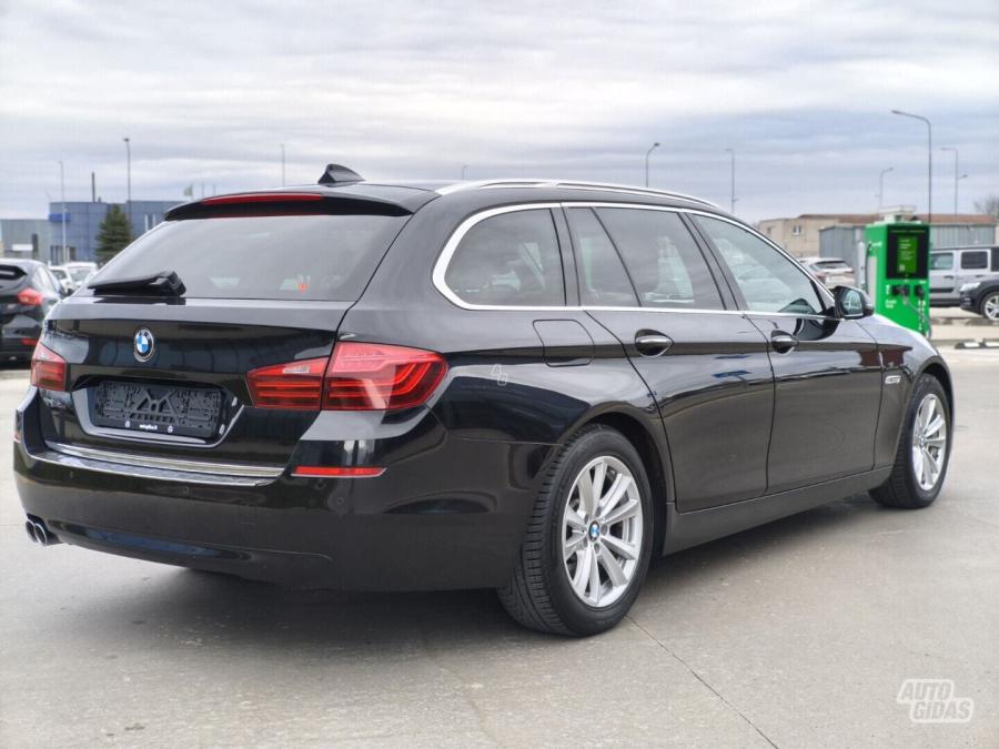Black BMW 520 2015 in Siauliai, with an engine capacity of 2.00 L and mileage of 295 thousand km for 10500 €, photo 9 on AUTOMOTO.COM.LV