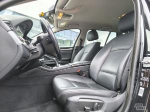 Black BMW 520 2015 in Siauliai, with an engine capacity of 2.00 L and mileage of 295 thousand km for 10500 €, photo 11 on AUTOMOTO.COM.LV